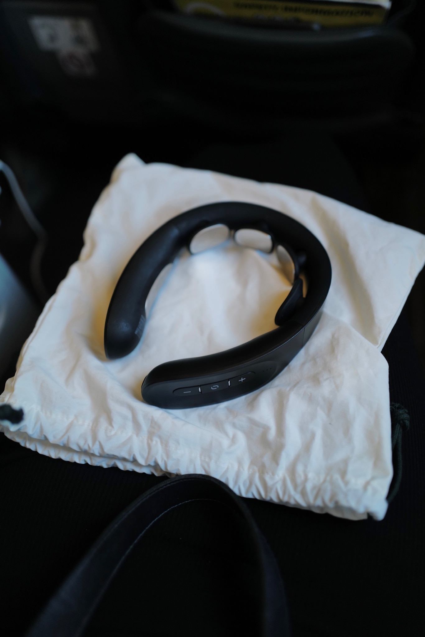 【11/25限定 10％OFFクーポン＋P10倍！】肩こり 首 マッサージ器 ネックマッサージャー【MYTREX公式】低周波×温感 首まわり360°徹底治療 管理医療機器 MYTREX DR ...