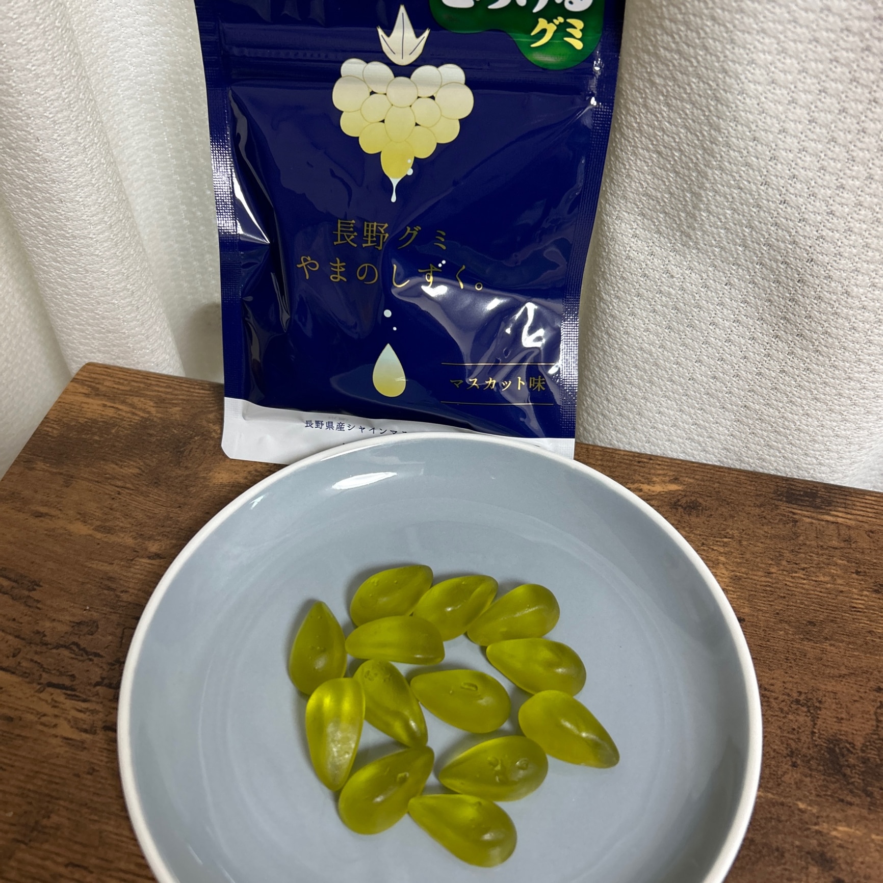 UHA味覚糖 ご当地 PREMIUM 長野グミ やまのしずく。 40g ×10個賞味期限2024/08