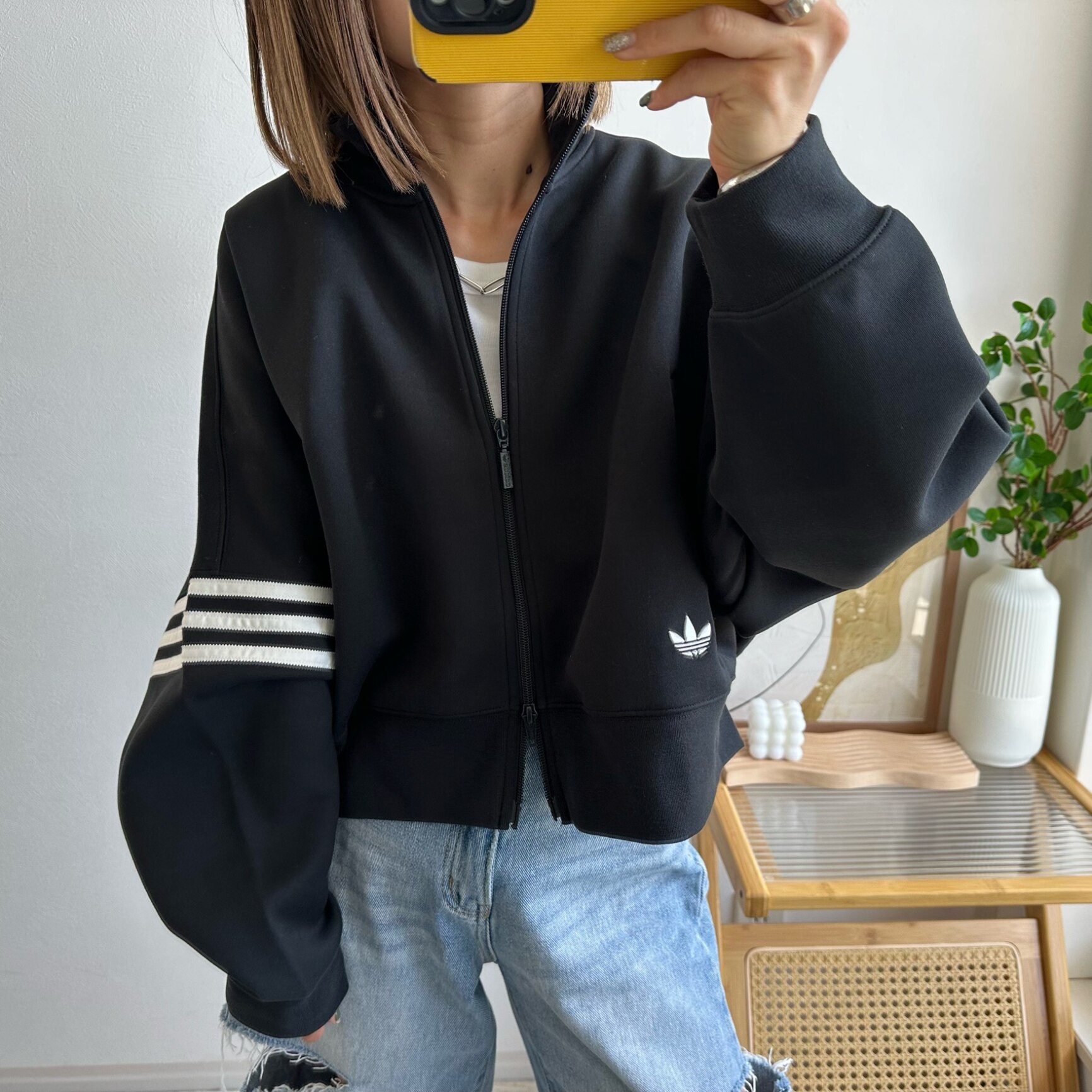 【公式】アディダス adidas 返品可 ライフスタイル Neuclassics トラックトップ オリジナルス レディース ウェア・服 ...