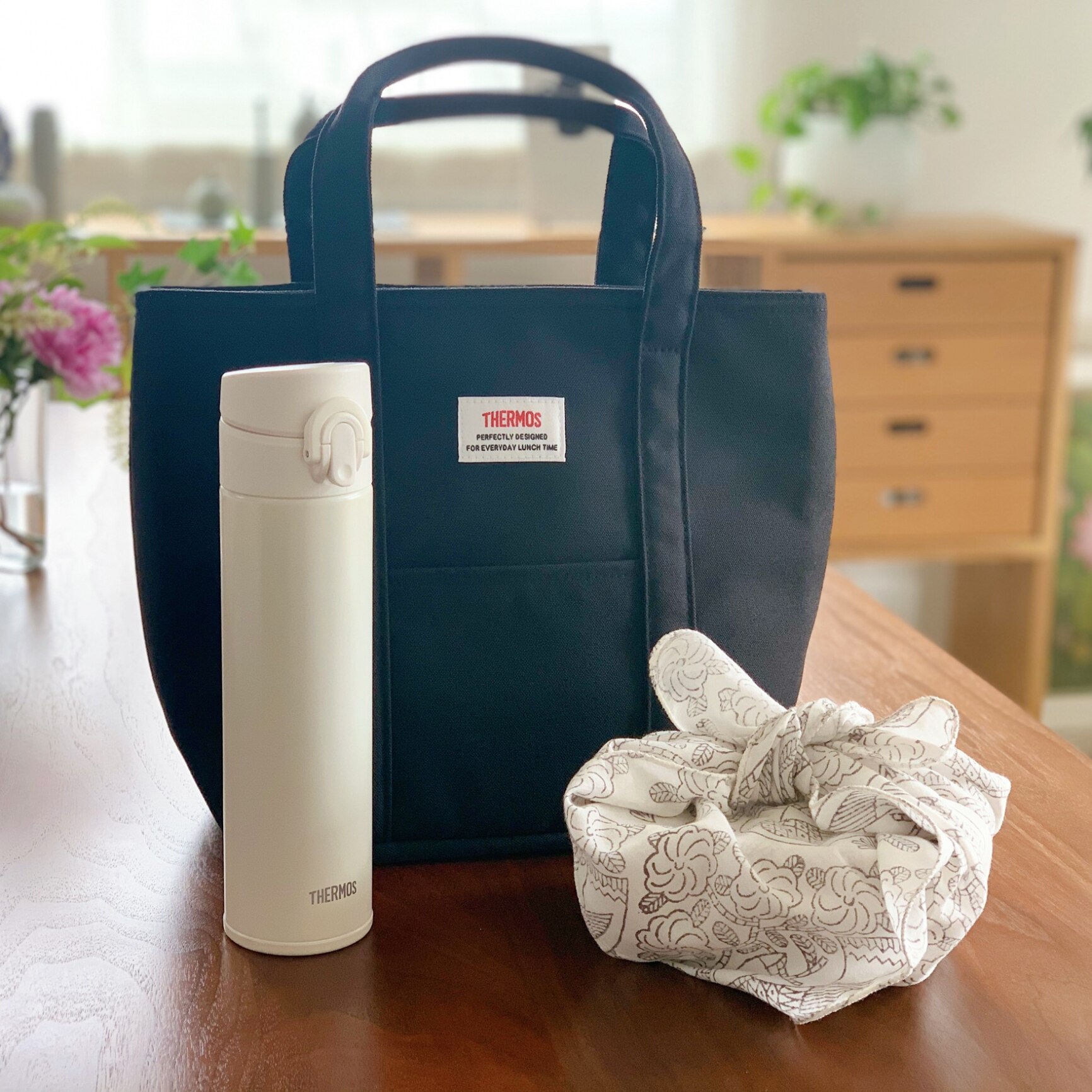 ☆サーモス 保冷ランチバッグ REW-007 BK ブラック [THERMOS]