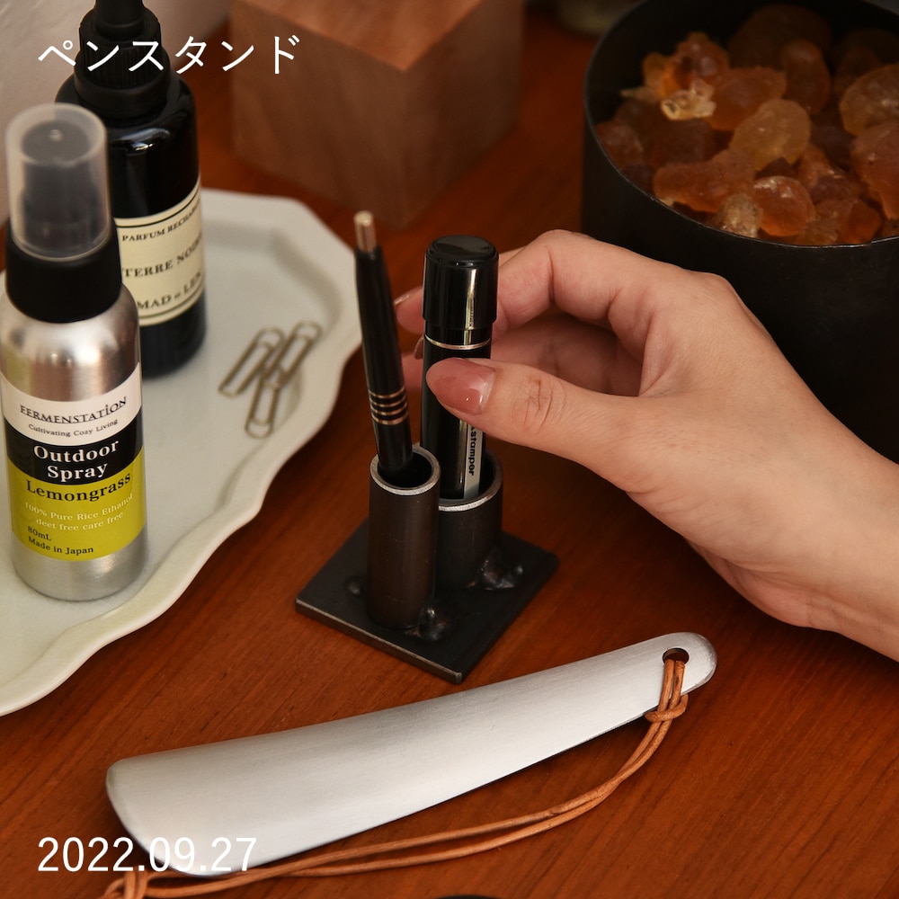 HANPEN STAND / ハンペン スタンド SIKAKU シカク 判子 ペン立て シャチハタ 印鑑 ハンコ 印鑑ケース 収納 クロカワ 鉄 日本製 アイアン メイドインジャパン