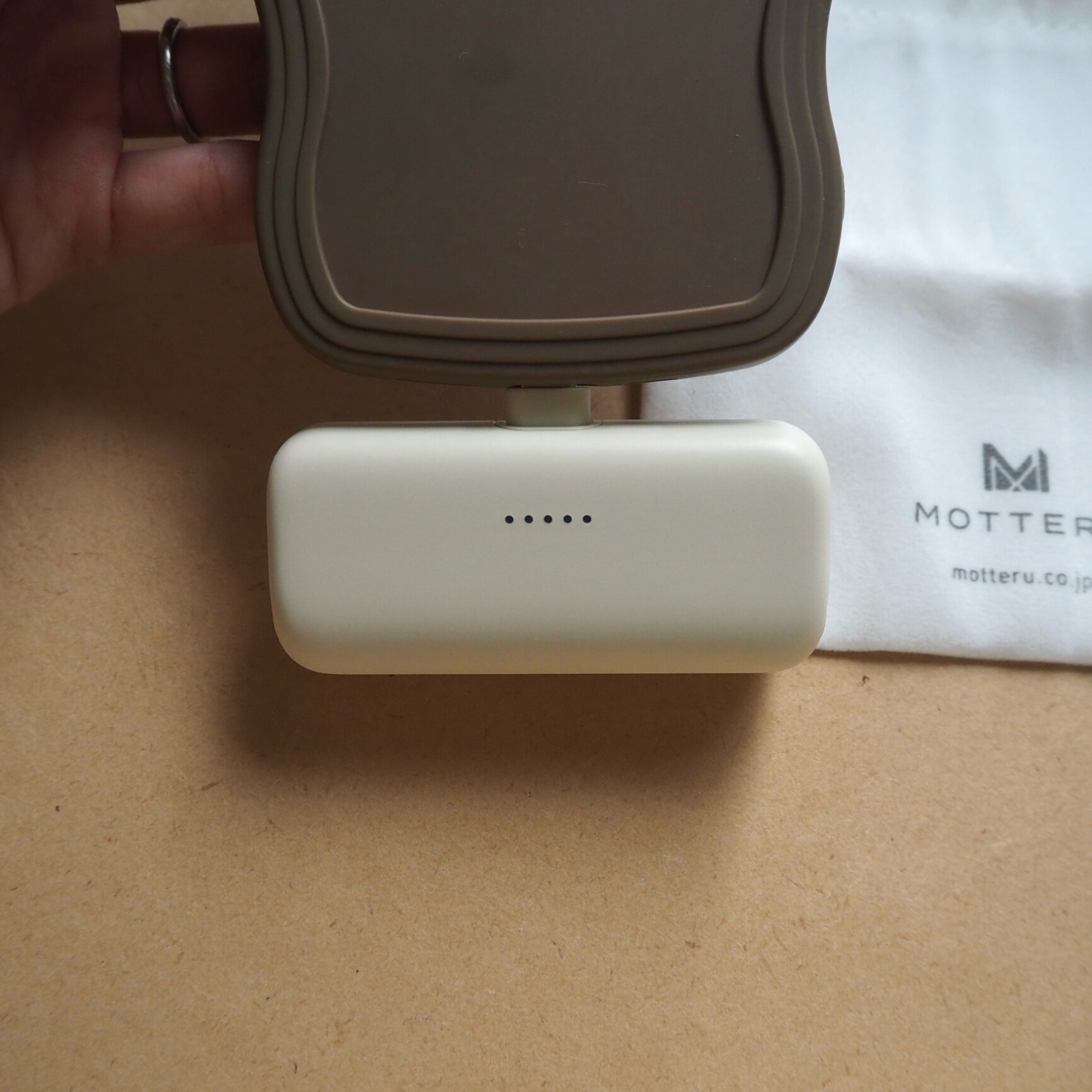 【500円OFF】MOTTERU (モッテル) ダイレクトモバイルバッテリー 5,000mAh PD20W対応 個人名入れ プリント可能 USB-Cコネクタ 2台同時充電 PSE適合製品 2年 ...