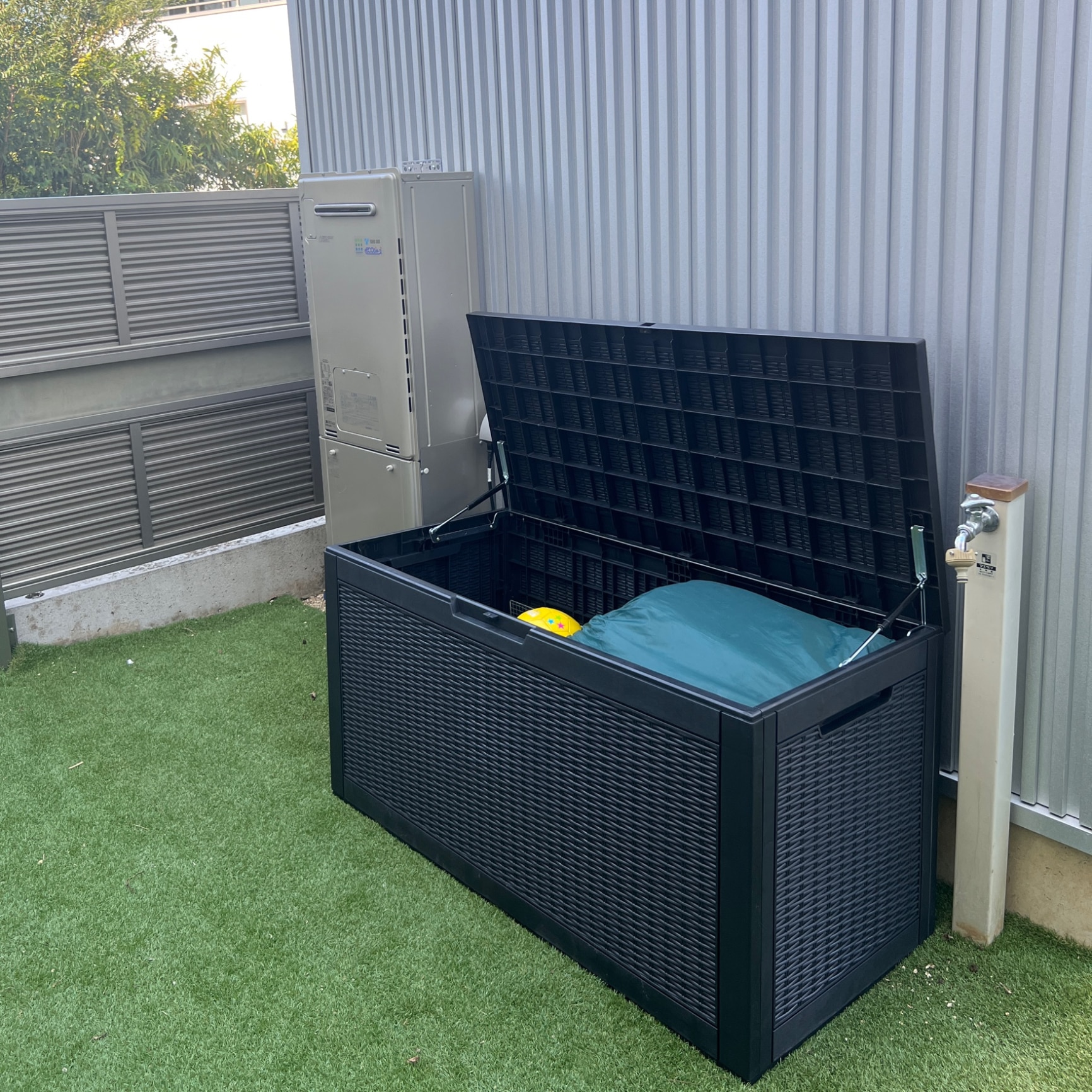 Alebert 物置 屋外 収納ボックス 収納 310L ベランダ ベンチ ストッカー 防水 おしゃれ 大容量 屋外収納庫 大型 アウトドア収納 ガーデン ブールサイド 庭 ベランダ ツールと ...