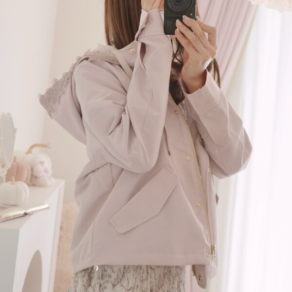 フードフラワーレース付きマウンテンパーカー【calloe カローイ】tocco closet(トッコクローゼット) ※ ブラック グレージュ ...