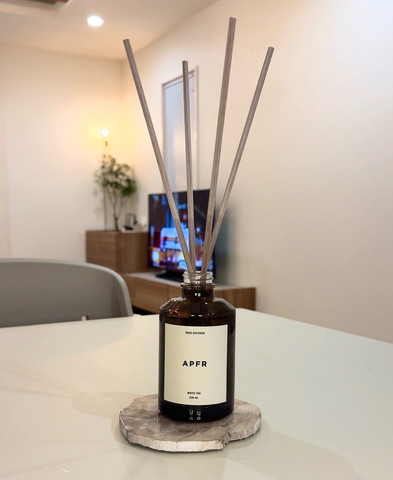 【ポイント10倍】【アポテーケフレグランス】REED DIFFUSER（リードディフューザー）【APFR/APOTHEKE FRAGRANCE ...
