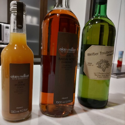 room_sawa_osusume のROOM - 欲しい! に出会える。