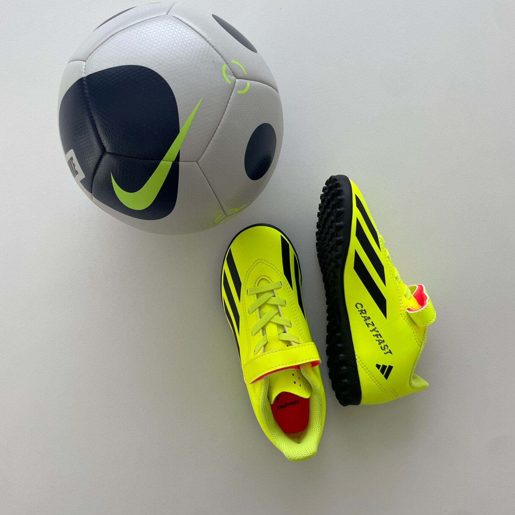 アディダス サッカー トレーニングシューズ ジュニア エックス クレイジーファスト CLUB H＆L TF ターフ用 IF0716 MCP09 ...