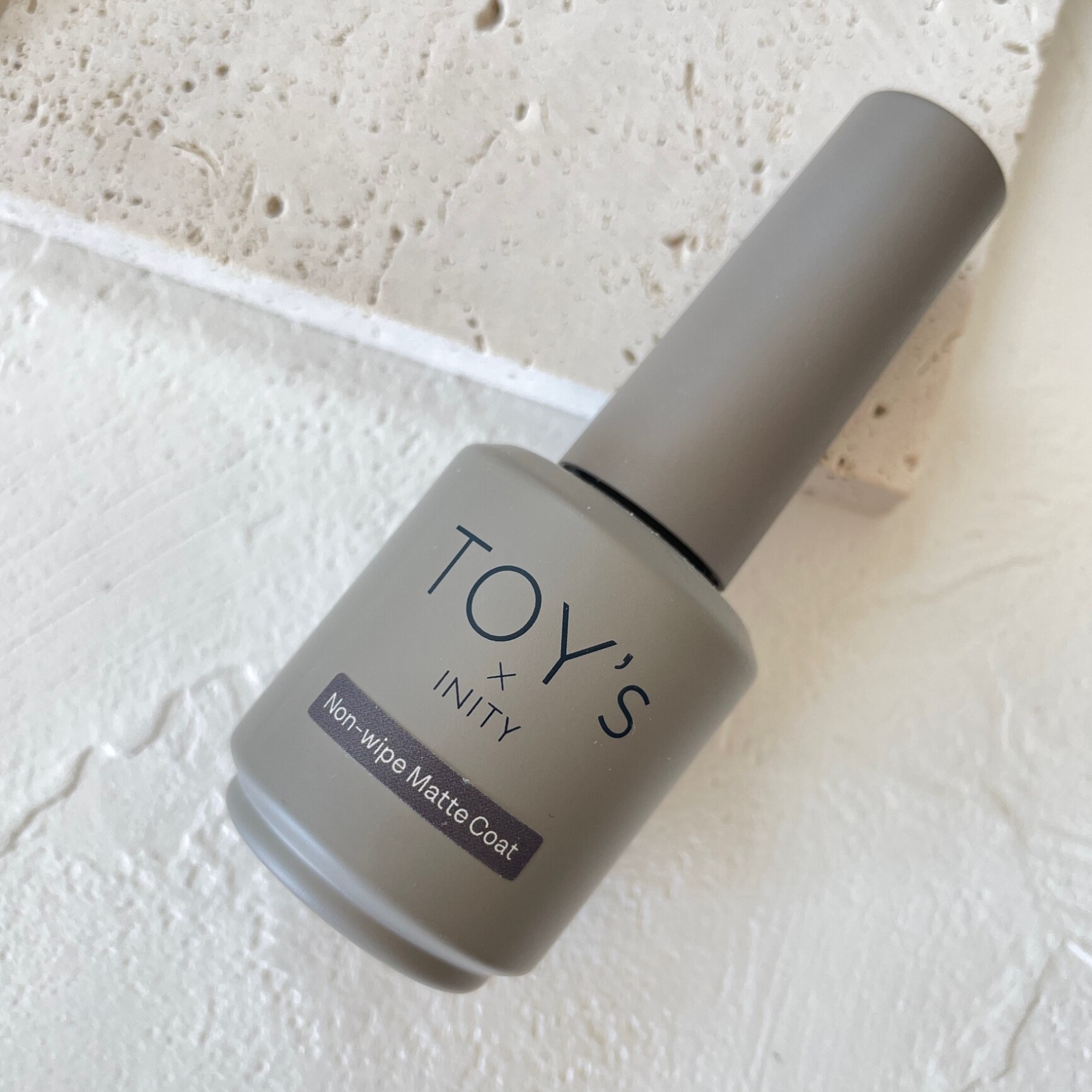 【最大3％OFF】 TOY's×INITY ノンワイプマットコート 12ml ノンワイプ ふき取り不要 マットコート ネイル ミラーネイル ミラーアート トップコート ネイルアート ジェル ...