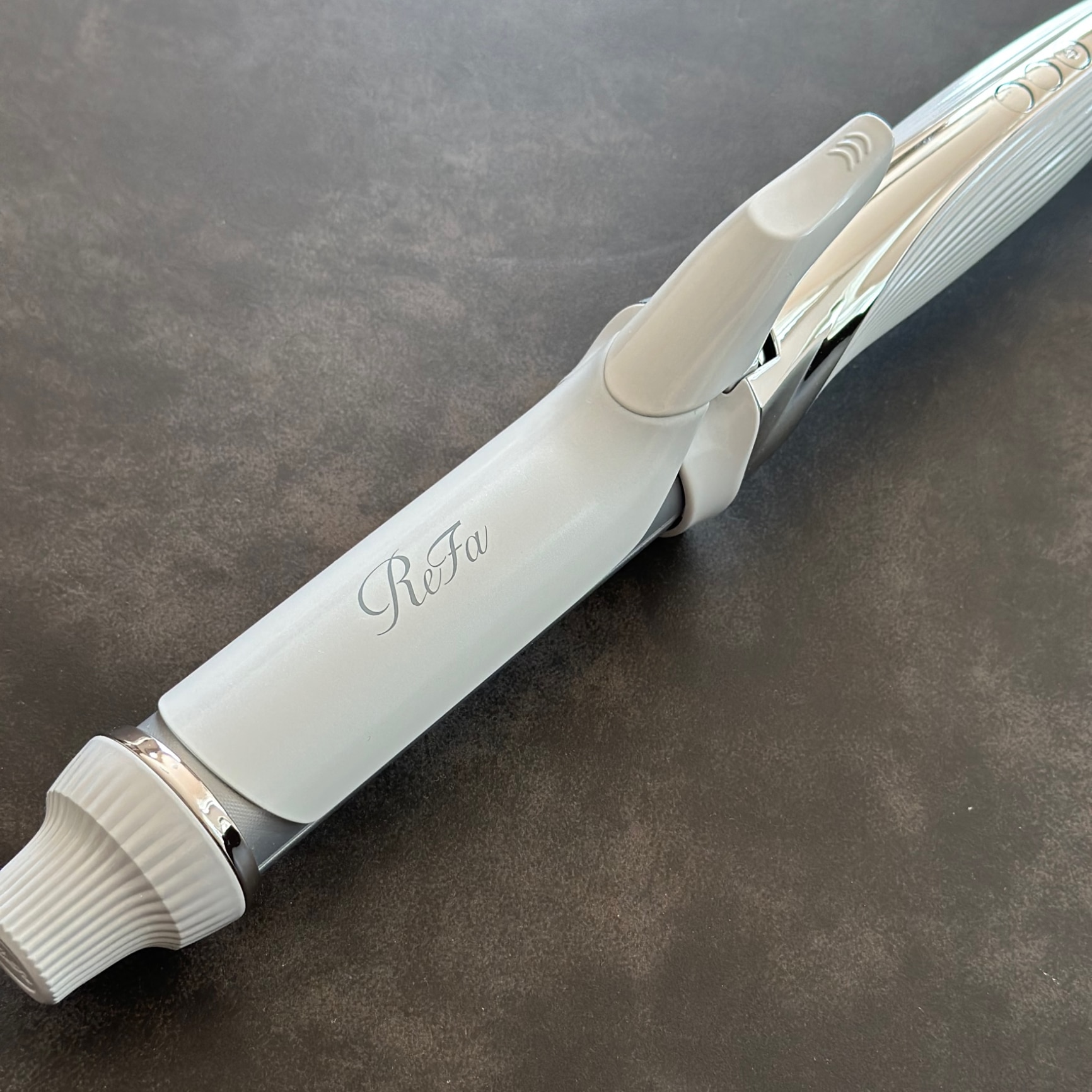 MTG リファ カールアイロン プロ 32mm ホワイト RE-AW-02A ブラック RE-AW-03A【ReFa CURL IRON PRO】正規品 カールアイロン コテ