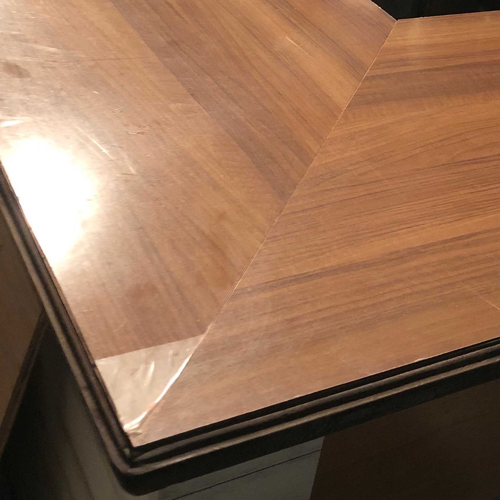 メラミン化粧板 木目 JI-2556K 4x8 ウォールナット 追柾