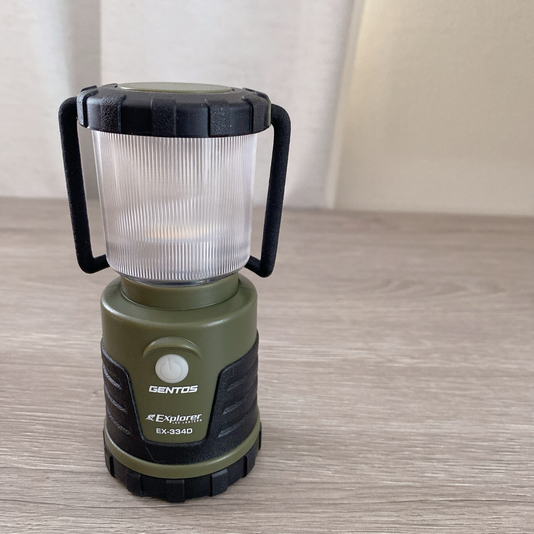 【当日出荷】GENTOS Exploler LEDランタン EX-334D 小型ランタン 調色機能 調光機能 キャンドルモード 明るさ440ルーメン 点灯時間長 落下耐久性 IP64 中国製
