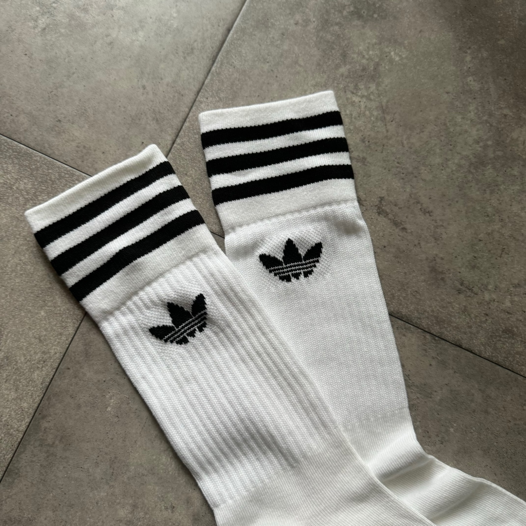 【公式】アディダス adidas 返品可 ライフスタイル ソリッドクルーソックス 3足組 オリジナルス ユニセックス アクセサリー ソックス ...