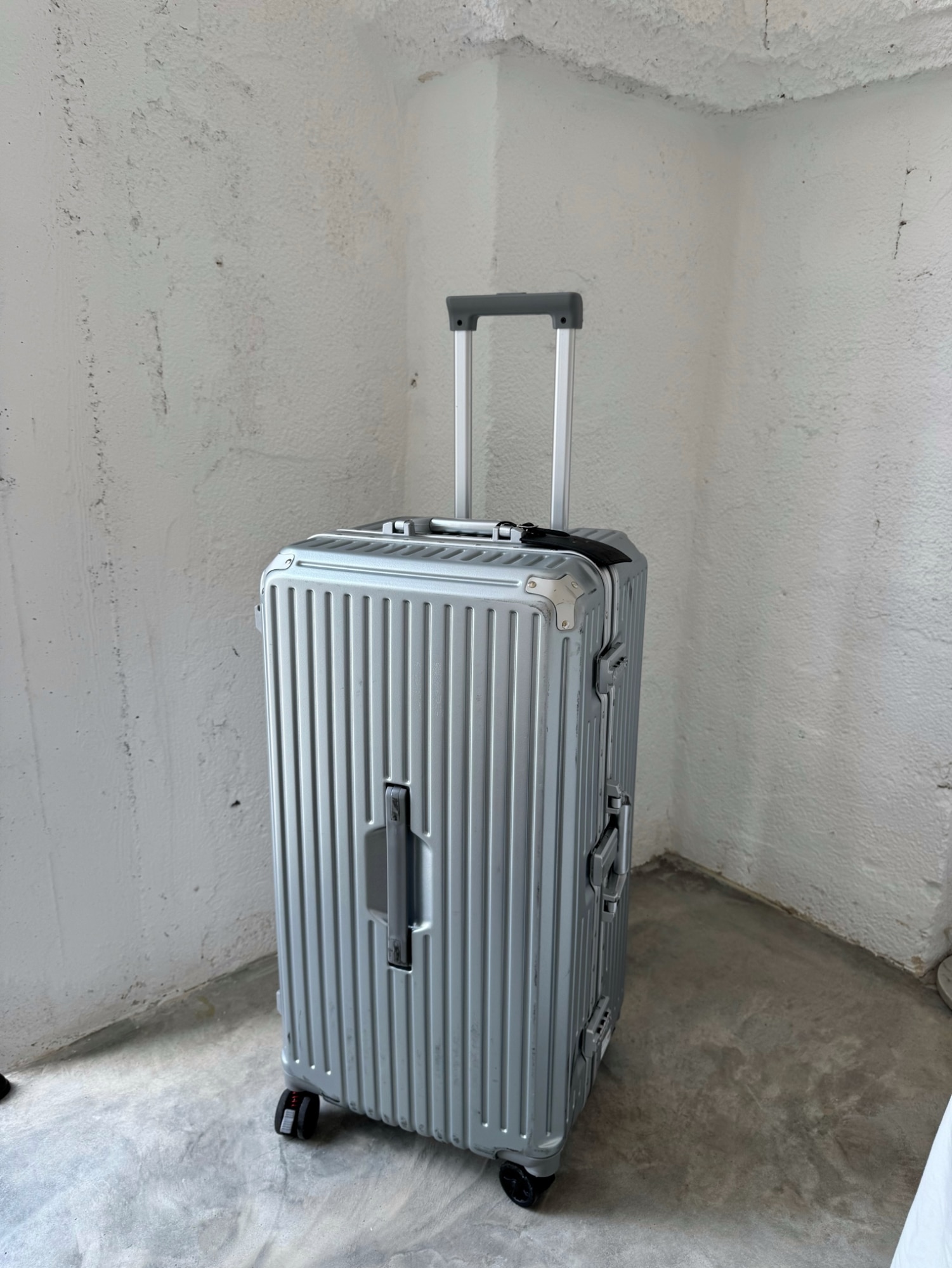 【期間限定P5翌日配達！】魔法小屋 SKYFLY スーツケース Lサイズ 大容量 アルミフレーム キャリーケース L キャリーバッグ 大型 ...